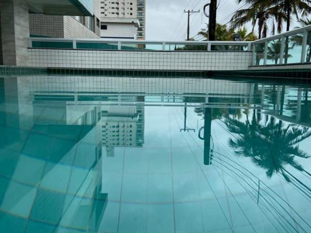 Apartamento frente mar 2 quartos