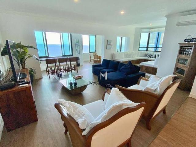 Apartamento Frente Total ao Mar, 4 dormitórios, 2 vagas e Lazer