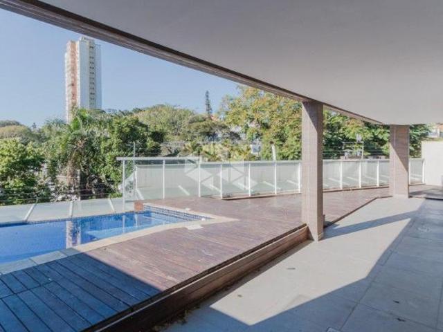 APARTAMENTO GADEN COM VISTA PRIVILEGIADA PARA O GUAÍBA!