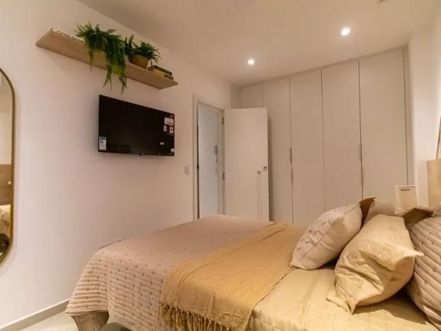 Apartamento Gardem em Copacabana na Rua Decio Vilares de 1 quarto documentado
