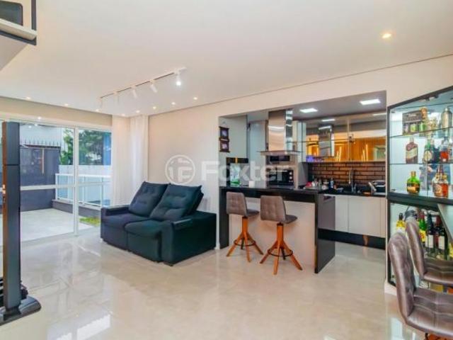 Apartamento Garden, 3 dormitórios, 106.15 m², em Menino Deus