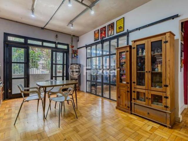 Apartamento Garden, 3 dormitórios, 110.73 m², em Cidade Baixa