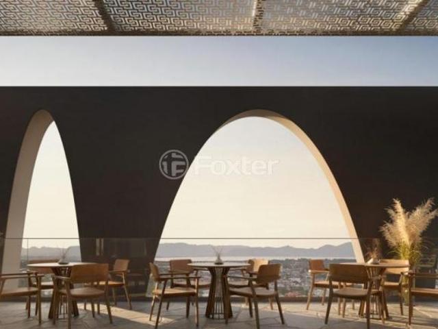 Apartamento Garden, 3 dormitórios, 142 m², em Centro