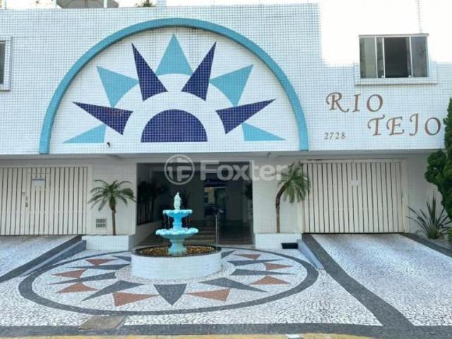 Apartamento Garden, 3 dormitórios, 153.57 m², em Centro