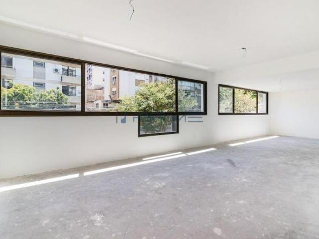 Apartamento Garden 3 dormitórios à venda no bairro Petrópolis Porto Alegre/RS, Zona Norte