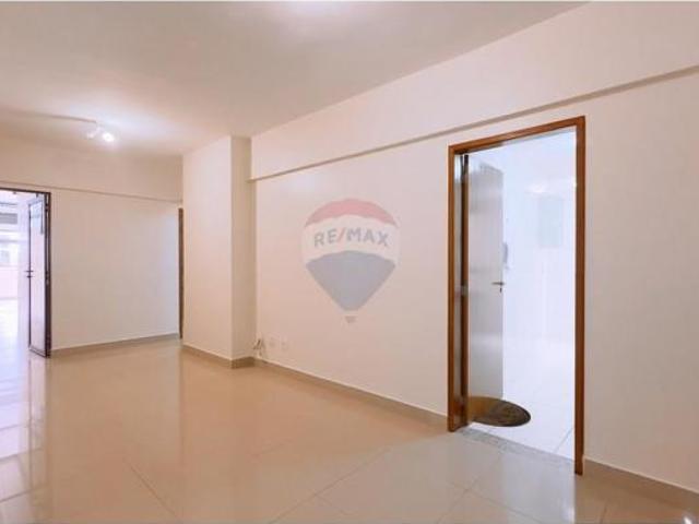 Apartamento garden, 3 quartos, CNB 2, novinho com quintal