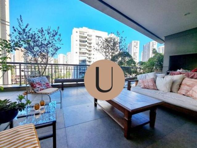 Apartamento Garden! 150 m2, 3 suítes, 2 vagas! Lazer de clube! Vila Andrade!