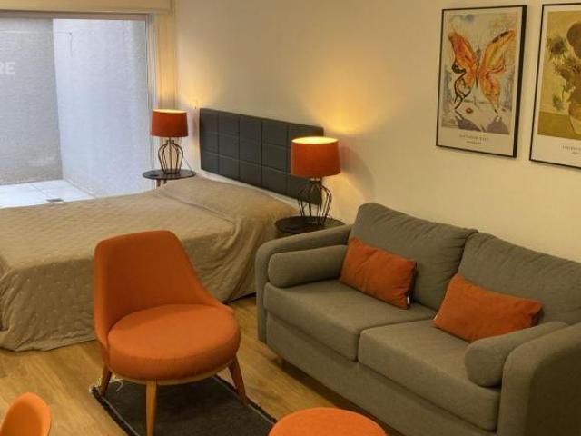 Apartamento Garden, 1 quarto, todo mobiliado, próximo a Redenção bem arejado e