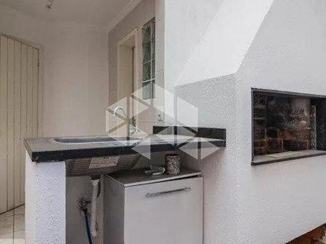 Apartamento garden 2 quartos com garagem no bairro Cristal próximo ao Barra Shopping Sul