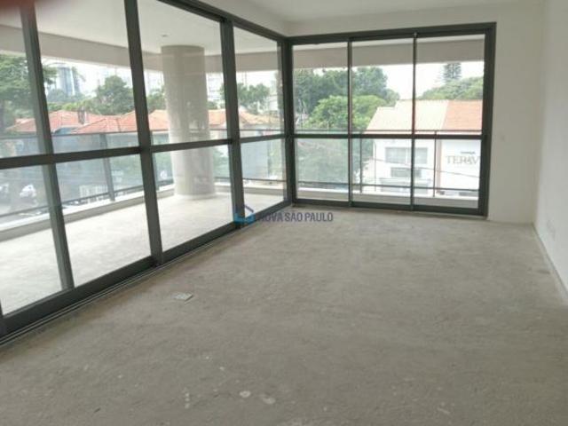 Apartamento Garden ' a venda no Brooklyn com 206 m2