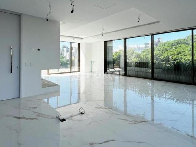 Apartamento Garden, 4 dormitórios, 426.71 m², em Mont Serrat