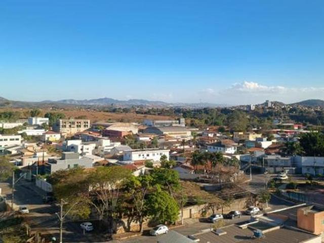 Apartamento Garden com área privativa à venda, 03 quartos com suite e 02 vgs. Bairro Boa Esperança