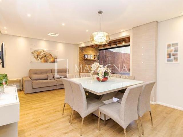 Apartamento GARDEN com um super quintal, 2 suítes e 2 vagas de garagem