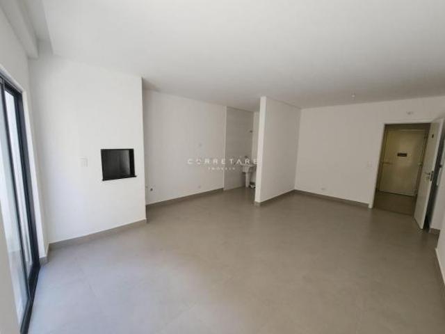 APARTAMENTO GARDEN COM 120m² DE TERRAÇO NO PORTÃO – 3 QUARTOS | 2 VAGAS | ENTRADA PRIVATIVA