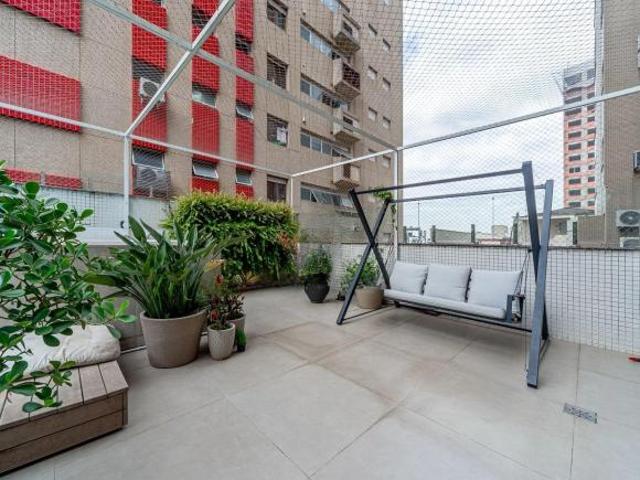 Apartamento Garden com 136m² e 3 dormitórios, 1 suíte, 2 vagas