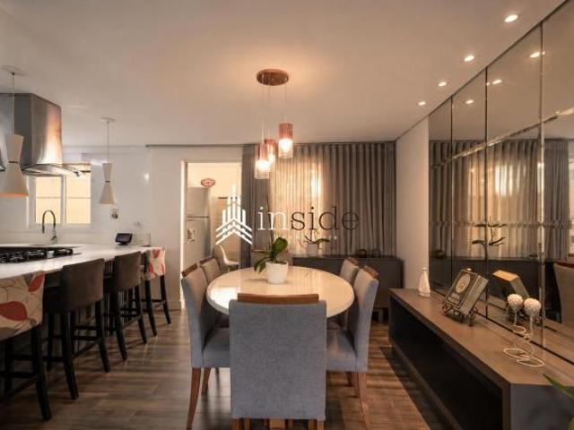 Apartamento Garden com 2 Suítes Água Verde