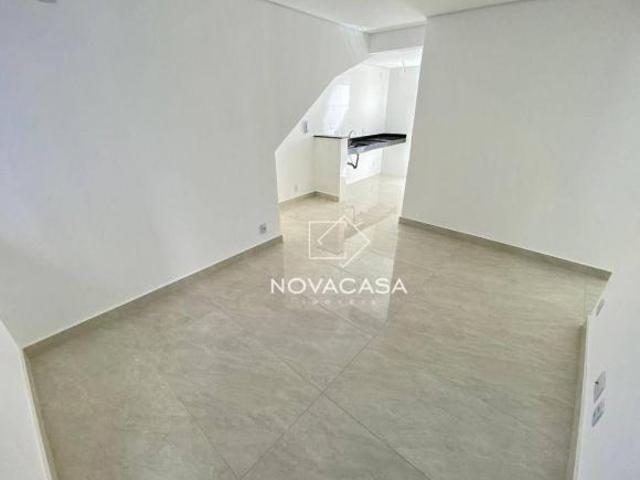 Apartamento Garden com 3 dormitórios à venda, 75 m² por R$ 530.000,00 Parque Copacabana Belo Hor