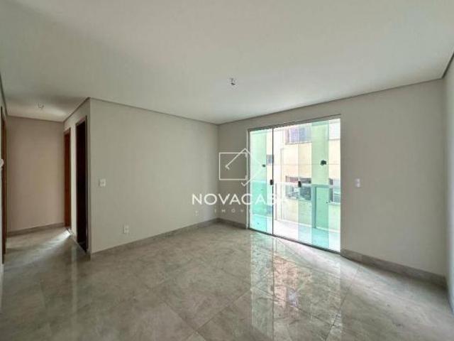 Apartamento Garden com 3 dormitórios à venda, 110 m² por R$ 570.000,00 Heliópolis Belo Horizonte