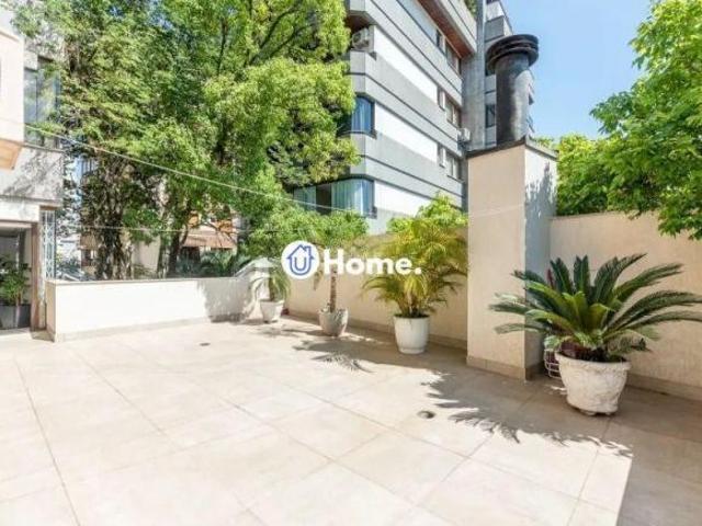 Apartamento Garden com 3 dormitórios e pátio ensolarado
