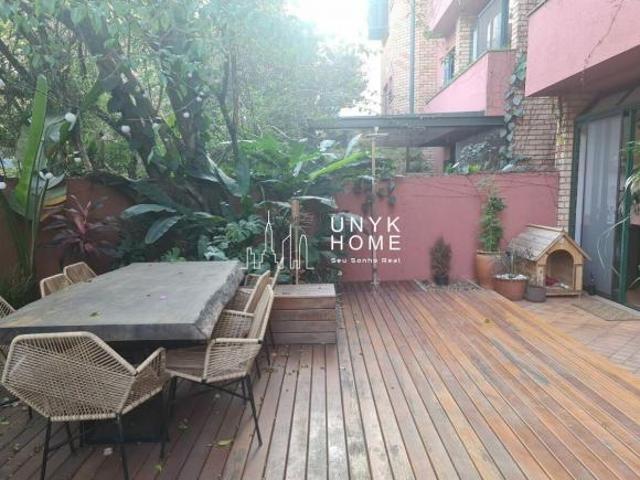Apartamento Garden com 3 dormitórios em Alto de Pinheiros