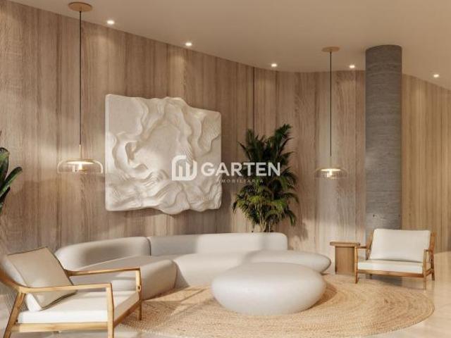 Apartamento Garden com 3 suítes e piscina privativa em Caiobá