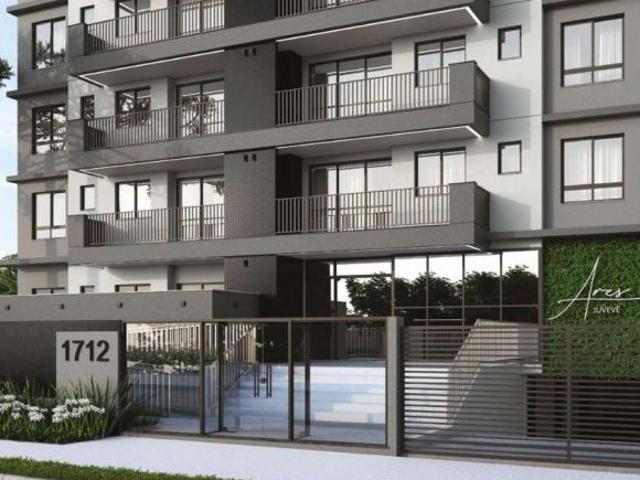 Apartamento Garden com 3 quartos, 109 m² em venda no Juvevê