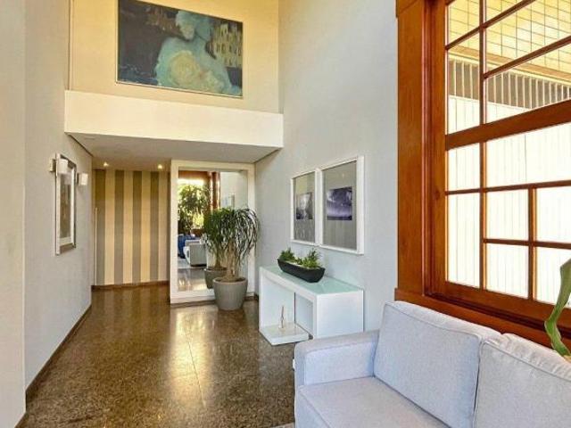 Apartamento Garden com 3 quartos, 2 vagas e 232m²
