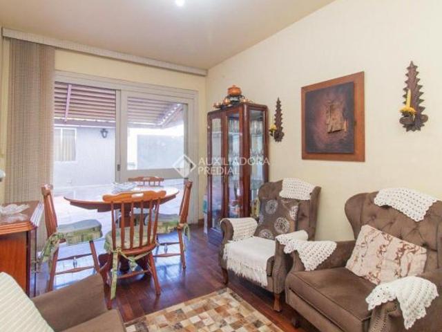 Apartamento Garden, Churrasqueira, Lareira,129m² + Box escriturado, elevador e portaria