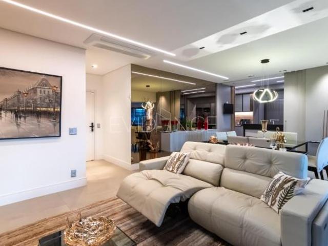 Apartamento Garden à venda com 190 m² no Tatuapé