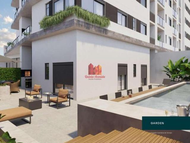 Apartamento Garden à venda de alto padrão no Água