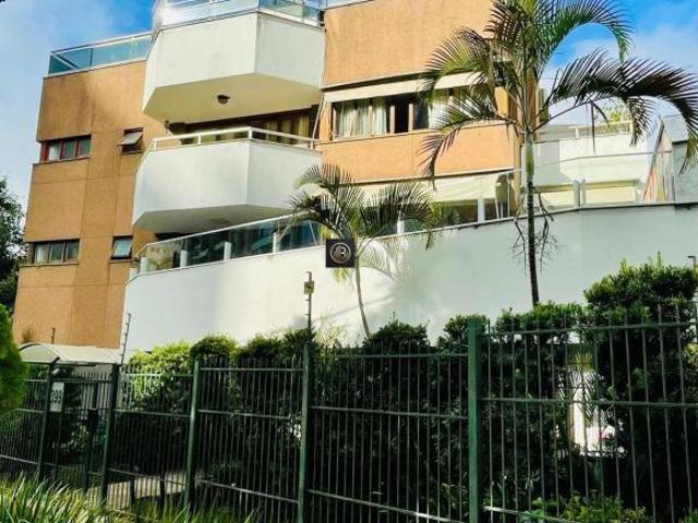 Apartamento Garden à venda em Porto Alegre, Bela Vista, com 3 quartos, 340m²