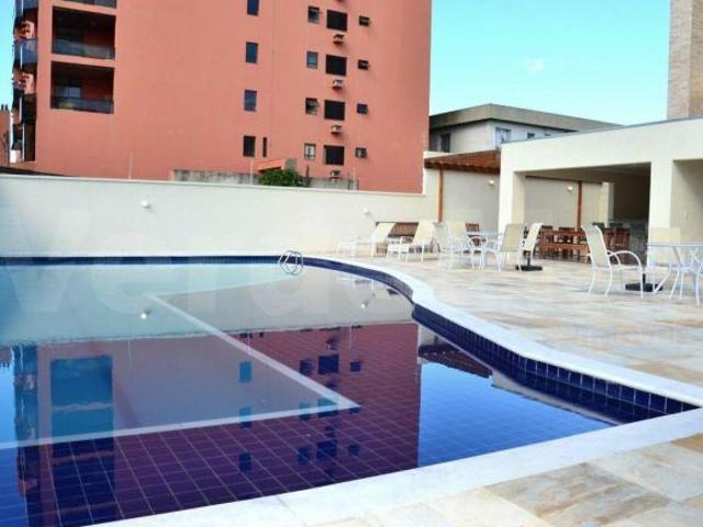 Apartamento Garden à venda na praia da Enseada em Guarujá