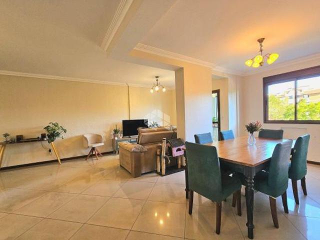 Apartamento Garden à venda no bairro Marechal Rondon em Canoas, 250m², 3 dormitórios com suíte, terr