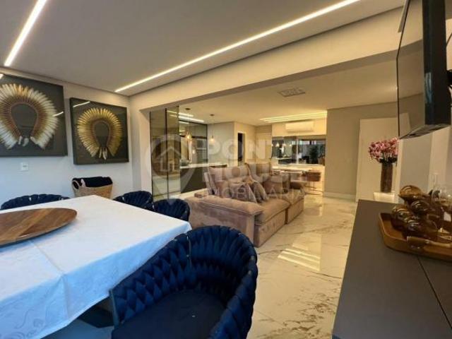Apartamento Garden à venda no Ipiranga, 3 suítes, 2 vagas e depósito