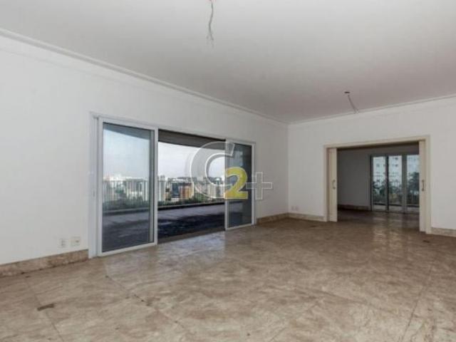 Apartamento Garden à venda no Morumbi com 4 suítes e 5 vagas