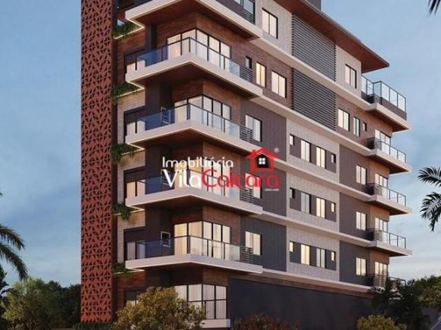 Apartamento garden de 3 suítes e piscina em Caiobá