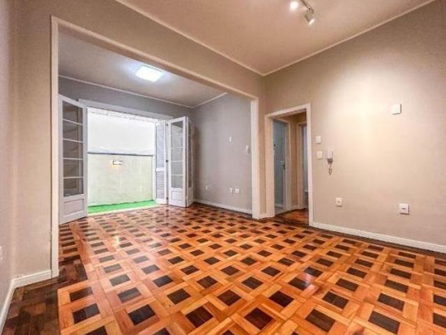 Apartamento garden de 01 dormitorio com suite no bairro Bom Fim/ Porto alegre