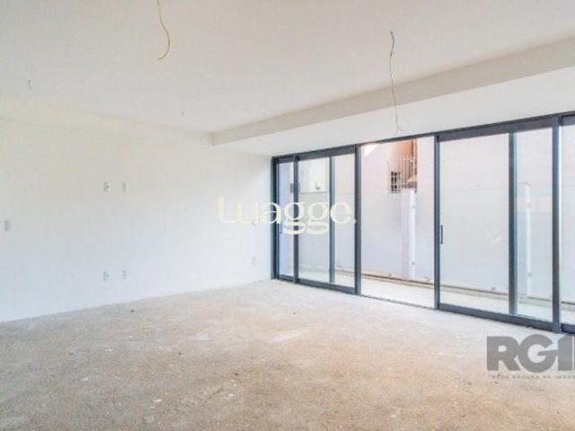 Apartamento Garden de 136,66m² com 3 dormitórios e 2 vagas no bairro Nonoai!