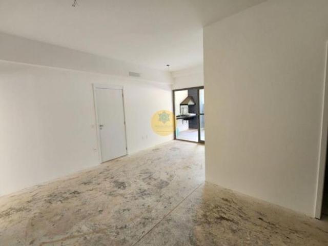 Apartamento Garden de 158 m² com 04 dormitórios e 02 vagas no Emerald Parque Toronto