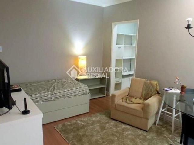 Apartamento garden de 1 quarto a venda no em Porto Alegre, Bairro Bela Vista