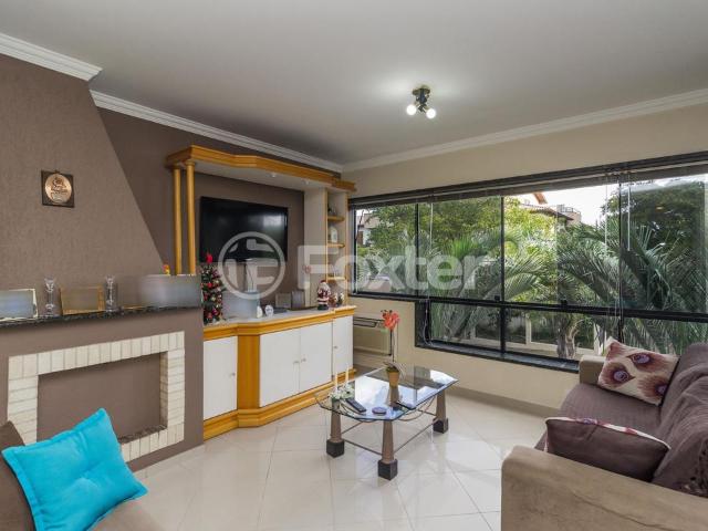 Apartamento Garden em condomínio com 3 dormitórios em Porto Alegre