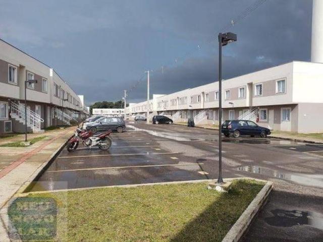 Apartamento Garden em Condomínio Clube Colombo/PR