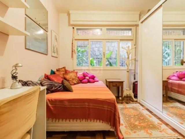 Apartamento garden, estilo casa, no coração do Moinhos de Vento