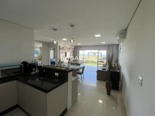 Apartamento Garden Frente Mar em Matinhos