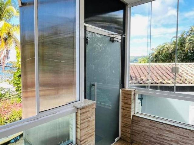 APARTAMENTO GARDEN FRENTE MAR PRAIA DA ENSEADA, UBATUBA/SP