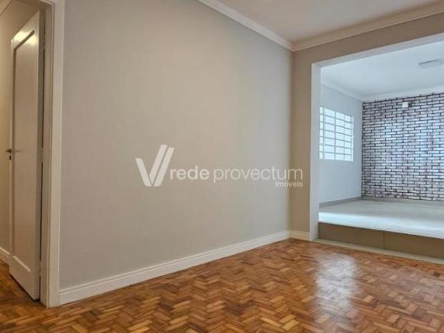 Apartamento Garden, inteiro repaginado, na José Paulino, centro de Campinas