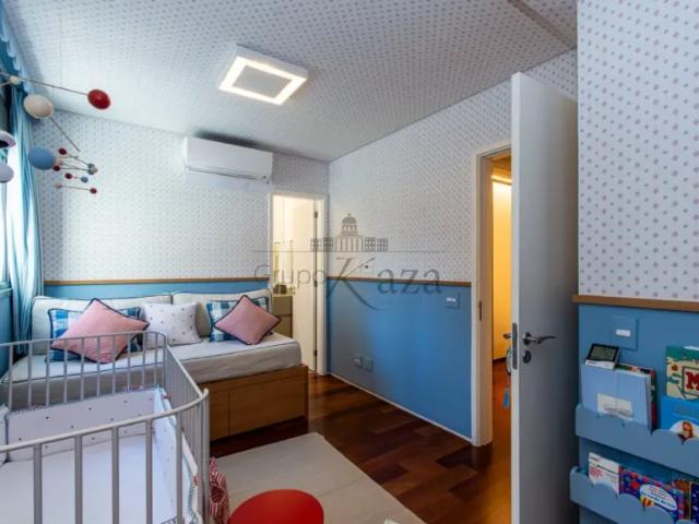 Apartamento Garden Moema 3 Suítes 300m²