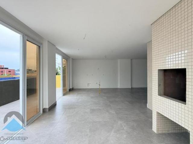 Apartamento Garden Malibu com 3 suítes em Guaratuba PR bairro: Centro, com 2 vagas de garagem e 13