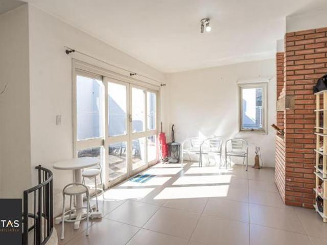Apartamento Garden no Cristo Redentor de 1 dormitórios com terraço e 98m²