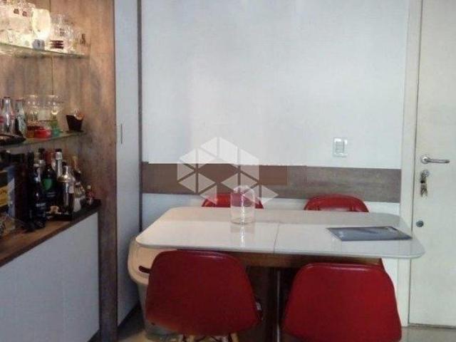 Apartamento garden no bairro Teresópolis em Porto Alegre de 2 dormitórios e vaga